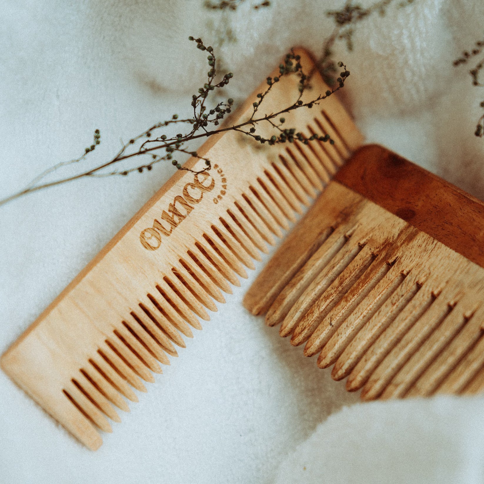 DETANGLER/SHAMPOO NEEM COMB – Ounce Organic